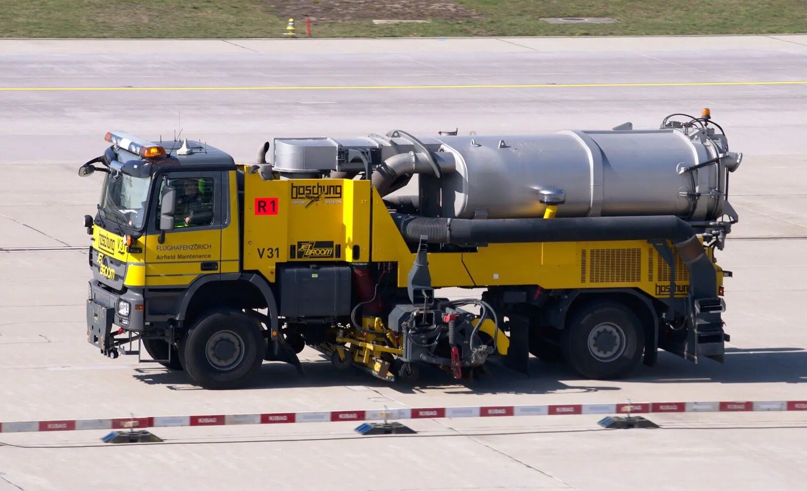 Understanding the Evolution of Sewer Cleaning Vehicles